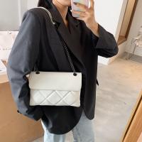 China Classic PU Leather Crossbody Bag for Women Low MOQ Mix Models 2024 Small Size for sale