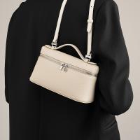 China Genuine Leather Crossbody Handbag Lunch Box Bag for Women Custom Logo OEM 30x20x10 cm for sale