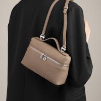 China Genuine Leather Crossbody Handbag Lunch Box Bag for Women Custom Logo OEM 30x20x10 cm for sale