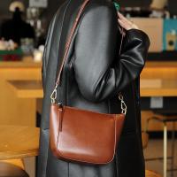 China High End Fashion Simple Shoulder Bag with Custom Logo 20x15cm for sale
