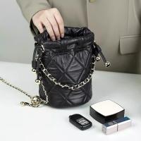 China Girls Fashion Chain Crossbody Bag Mini Shoulder Bag Custom Logo Sample 20x15cm for sale