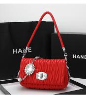 China OEM ODM Mini Crossbody Bag Sheepskin Chain Shoulder Bag for Women 20cm x 15cm for sale