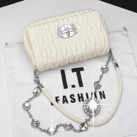 China OEM ODM Mini Crossbody Bag Sheepskin Chain Shoulder Bag for Women 20cm x 15cm for sale