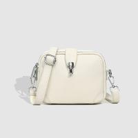 China Genuine Cow Leather Crossbody Shoulder Bag Zipper Closure Casual Daily Use 30x20x10 cm for sale