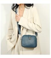 China Genuine Cow Leather Crossbody Shoulder Bag Zipper Closure Casual Daily Use 30x20x10 cm for sale