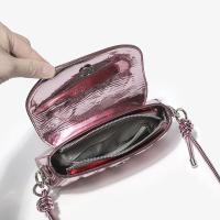 China Custom Sling Women Handbag Metallic Drop Pattern All Seasons Advantage 30x20cm for sale