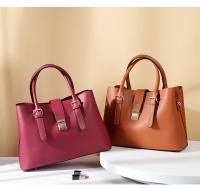China Casual Women PU Leather Handbag Vintage Tote Bag 35x25x10cm Luxury Shoulder Bag for sale