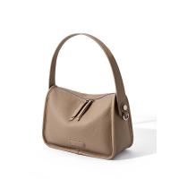 China Custom Logo Leather Crossbody Shoulder Bag for Women 30x20x10 cm Portable Pillow Bag for sale