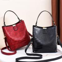 China 2024 Fashion PU Leather Women Handbag OEM ODM Custom Logo Daily Use Bag for sale
