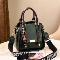 China Custom Logo Small Luxury Hand Bag for Business Performance Daily Use for sale