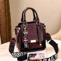 China Custom Logo Small Luxury Hand Bag for Business Performance Daily Use for sale