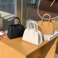 China Classic PU Leather Small Tote Handbag for Women Adjustable Strap Daily Use 2024 for sale