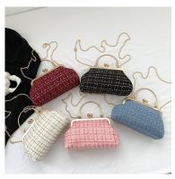 China Polyester Lining Material Fashion Designer Handbags for Ladies 2024 Custom Sling Bag 30x20cm for sale