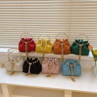 China Rhinestone Lady Evening Bag with Metal Handle Crossbody Design 25cm for sale