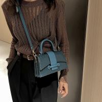 China Light Feminine Leather Handbag for Women 2024 Fashion Daily Use Bag for sale