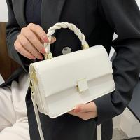 China Women's Genuine Leather Messenger Bag Low MOQ Mix Models Custom Logo OEM for sale