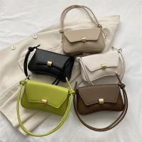 China Portable Saddle Bag Purse Designer Handbag for Women Daily Use Custom Logo OEM for sale
