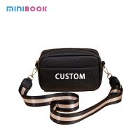 China Korean Style Ladies Small Square Bag with Zipper Closure 2024 Hot Women Handbag 20cm for sale