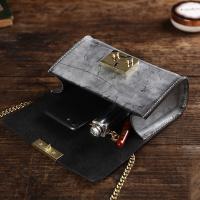 China Custom Logo Retro Wax Matt Vegetable Tanned Cowhide Shoulder Crossbody Bag for Women 30x20cm for sale