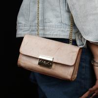 China Custom Logo Retro Wax Matt Vegetable Tanned Cowhide Shoulder Crossbody Bag for Women 30x20cm for sale