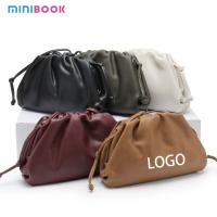 China Custom Logo Genuine Leather Pleated Clutch Bag Portable Design Women Handbag for sale
