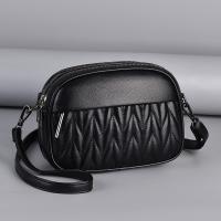 China Custom Logo Soft Leather Crossbody Bag for Women Double Layer Daily Use for sale