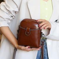 China Mini Shoulder Crossbody Bag for Women Daily Use Summer Style Small Handbag 20x15cm for sale