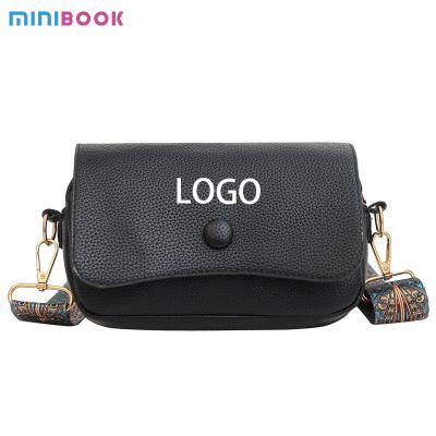 China Retro Pu Leather Shoulder Messenger Bag Custom Classic Small Bag for All Seasons 2023 for sale