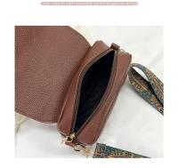 China Retro Pu Leather Shoulder Messenger Bag Custom Classic Small Bag for All Seasons 2023 for sale