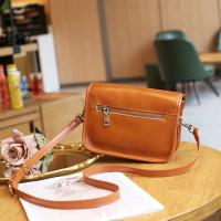 China Genuine Leather Shoulder Crossbody Bag Large Capacity 2024 Polyester Lining for sale