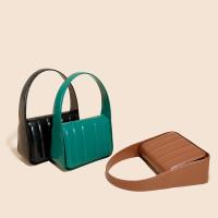 China Custom Solid Color Chain Crossbody Purse Bag for Women Single Handle 25cm for sale