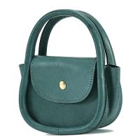 China First Layer Cowhide Single Shoulder Lipstick Bag Zipper Closure Street Fashion for sale