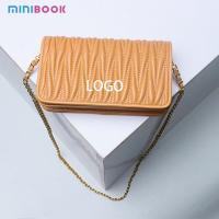 China Genuine Leather Sheepskin Pleated Chain Crossbody Bag Low MOQ Mix Models for Women for sale