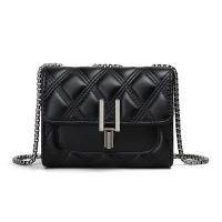China Genuine Leather Crossbody Bag for Women Mini Square Chain Bag 2024 Summer for sale