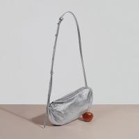 China All Seasons Soft Leather Pleated Cloud Bag Korean Style Shoulder Crossbody Bag 30cm for sale