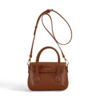 China Lady Trendy Clip Crossbody Shoulder Handbag Leather Hand Bag for Women Luxury Design 2024 for sale