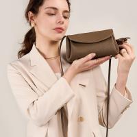 China Elevate Your Look with this Head Layer Soft Cowhide One-Shoulder Crossbody Bag for sale