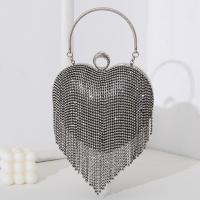 China Crystal Evening Clutch Bag with Tassel Diamond Design for Wedding Daily Use 20cm for sale