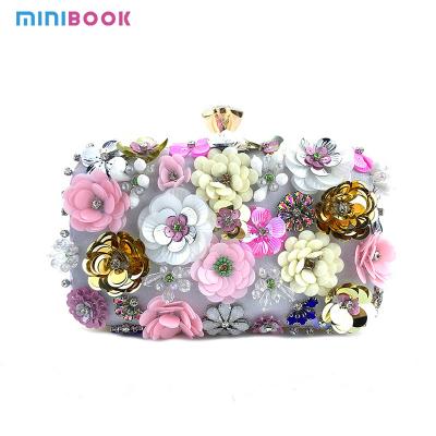 China Handmade Sequin Beaded Flower Crystal Clutch Bag for Ladies 25cm Evening Purse for sale