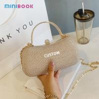 China Women's Golden Chain Shoulder Bag for Evening Events 2023 Trendy Design 30cm Width for sale
