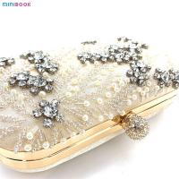 China Pearl Shining Diamond Rectangle Hand Bag for Ladies Wedding Handbag 25cm for sale