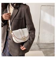 China PU Leather Mini Ladies Handbag 21cm 16cm Shoulder Bag Unisex Fashion Crossbody Bag for sale