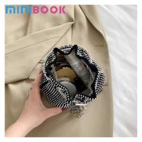 China Women's PU Leather Diamond Bucket Handbag Flap Closure Wedding Dinner Party Bag Single Handle for sale