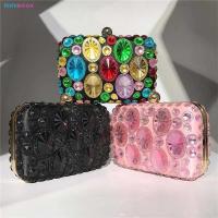 China Luxury Women's Evening Clutch Handbag Banquet Bag Low MOQ 20cm Mix Models Custom Logo for sale