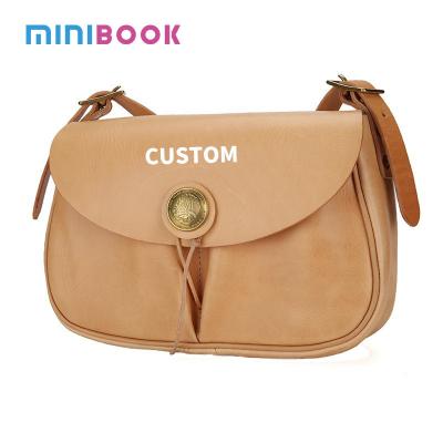 China Handmade Vintage Men's Shoulder Crossbody Bag Vegetable Tanned Leather 30cm for sale