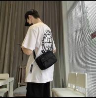 China Waterproof Nylon Cross Body Sling Bag for Teenager Solid Color 30L Capacity for sale