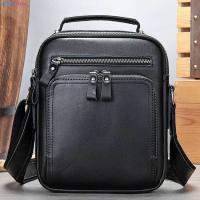 China Retro Brown Cowhide Leather Messenger Bag for Men Durable 15.6 Inch Laptop Shoulder Bag for sale