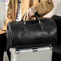 China OEM ODM Luxury Vegan Leather Crocodile Pattern Overnight Hand Bag for Men Custom Logo 18x12x6 Inch for sale