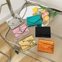 China Luxury PU Crocodile Wallet for Men with 8 Credit Card Slots Short Size for sale