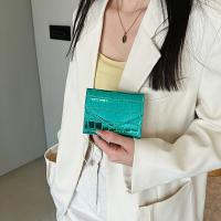 China Luxury PU Crocodile Wallet for Men with 8 Credit Card Slots Short Size for sale